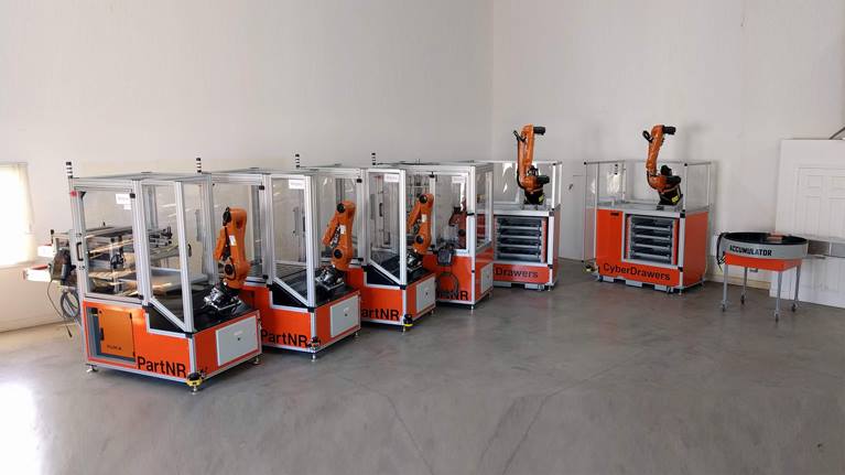 Robotic Machine Tending Cells for CNC Automation | KUKA AG