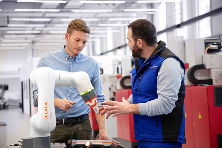 Lịch sử KUKA: Tự động hóa trước đây và bây giờ | KUKA
