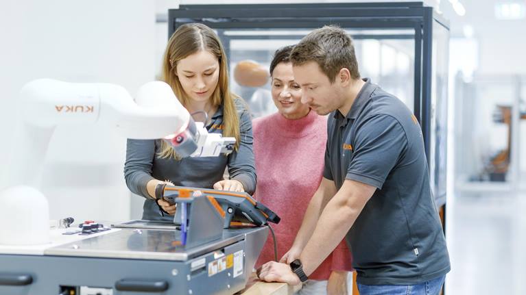 CS Intern | KUKA in Mexico