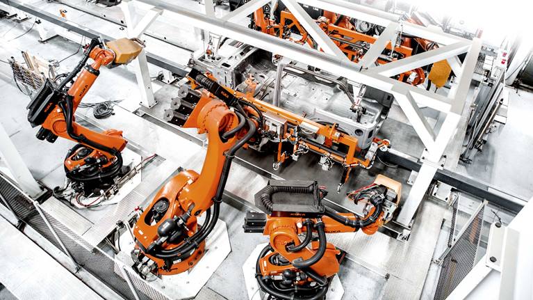 KR FORTEC ultra – heavy-duty robot with 800 kg payload | KUKA AG