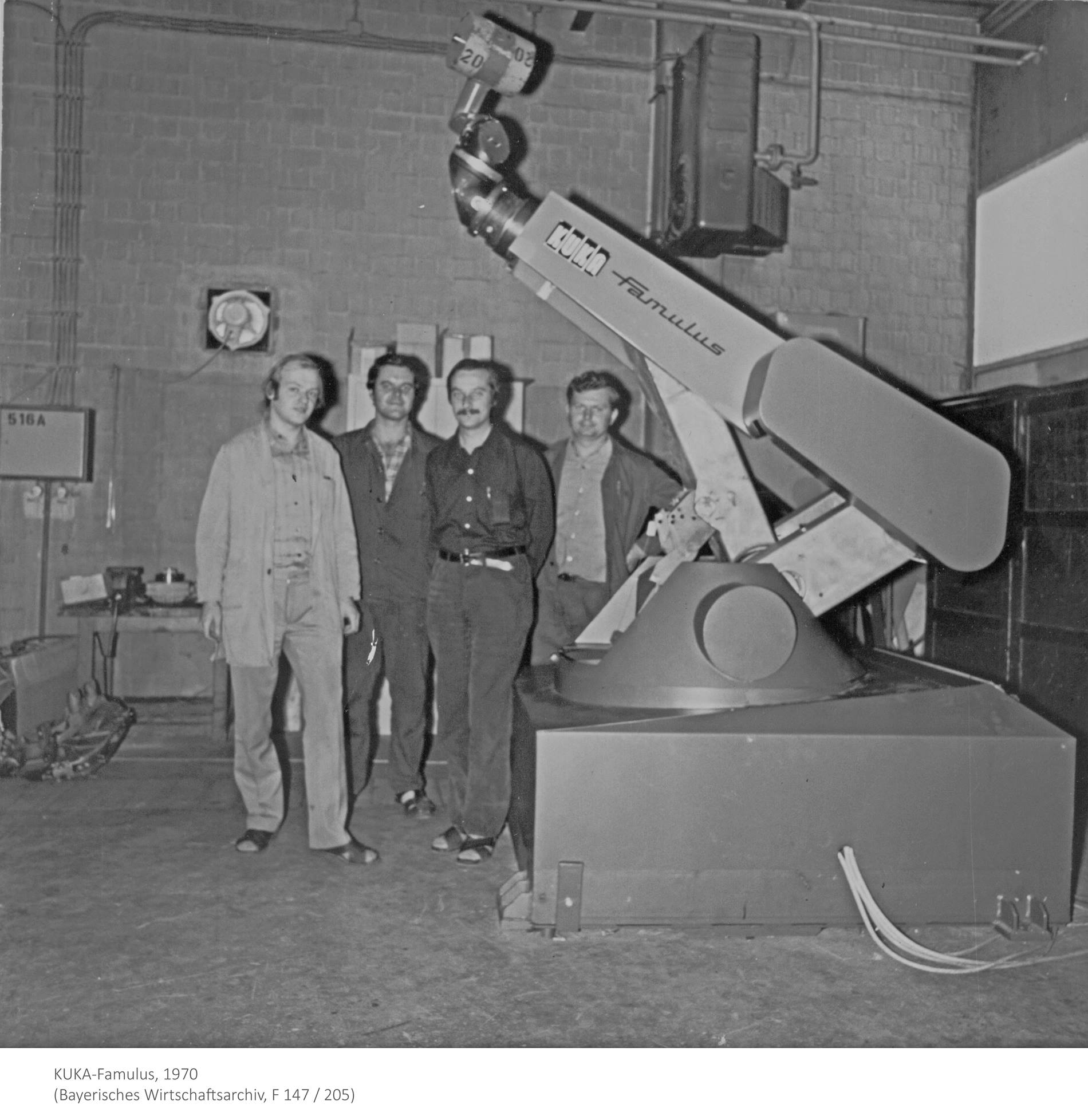 KR FAMULUS: Entwicklung des ersten Industrieroboter mit Elektromotor ...