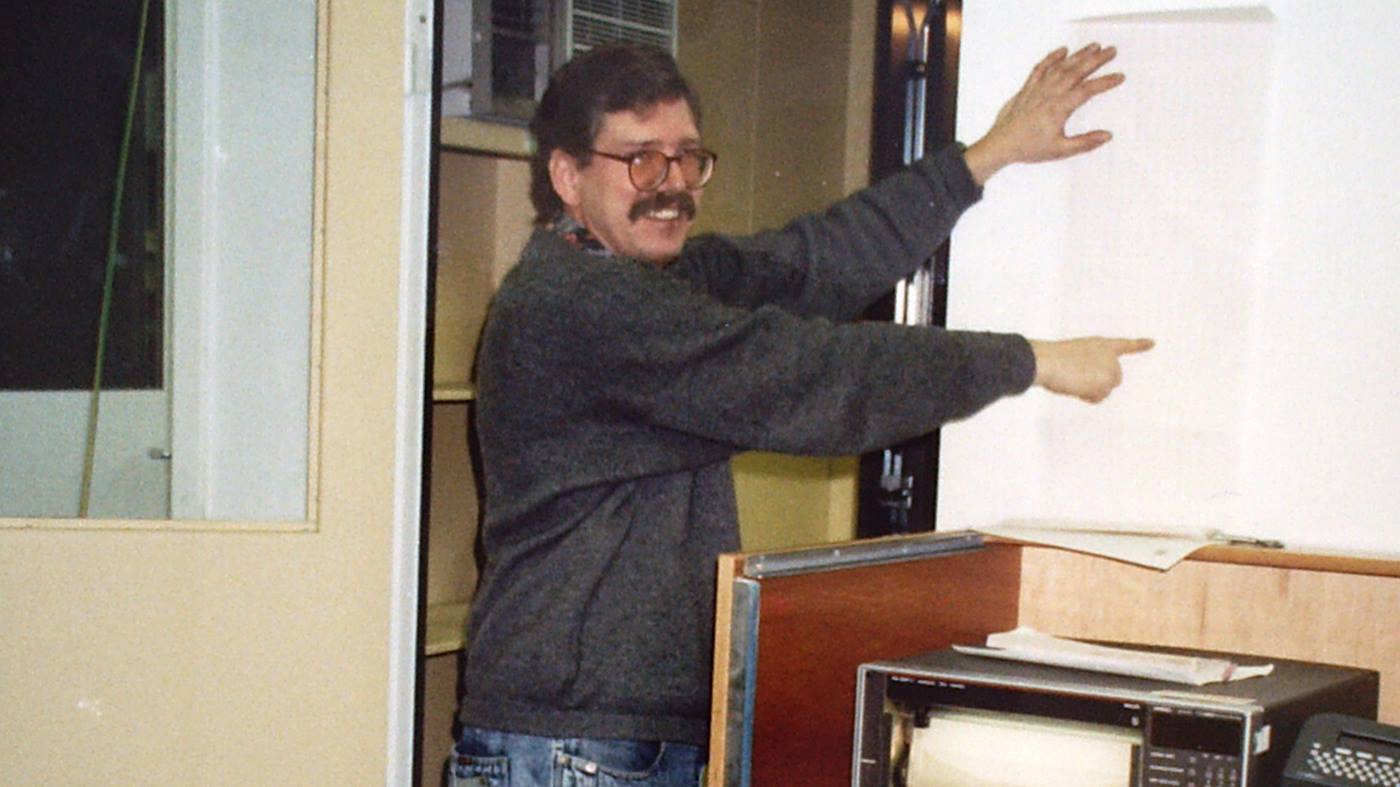 KR FAMULUS: Development of the first industrial robot with an electric ...