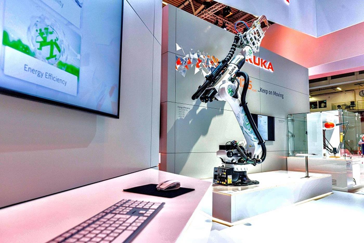 Rückblick: KUKA auf der automatica 2023 - KUKA AG