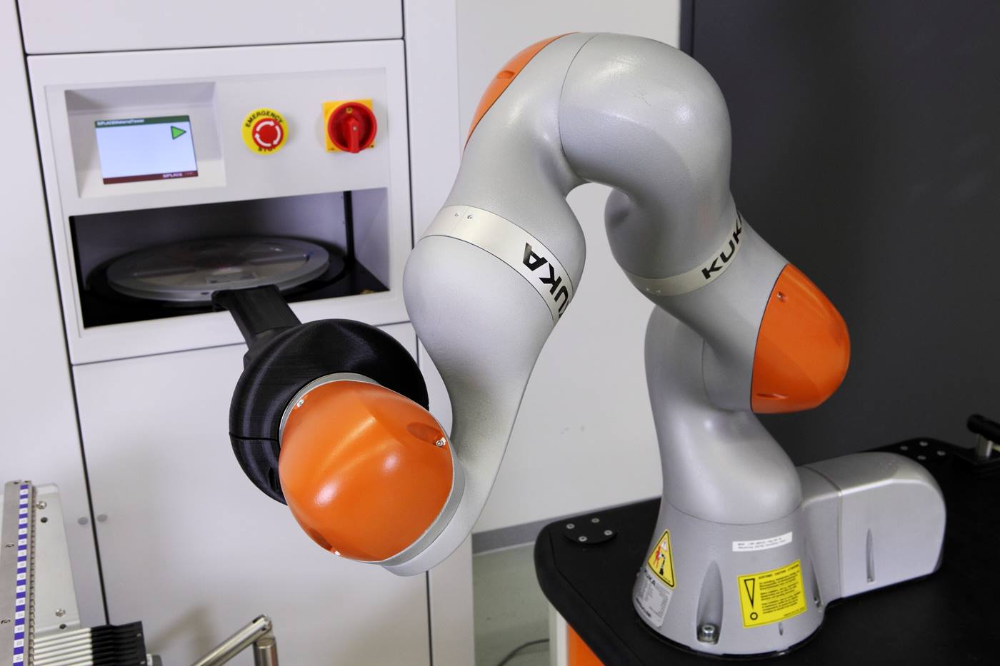 Automation Breathes New Production Life Into Old Chip-Making Fabs | KUKA