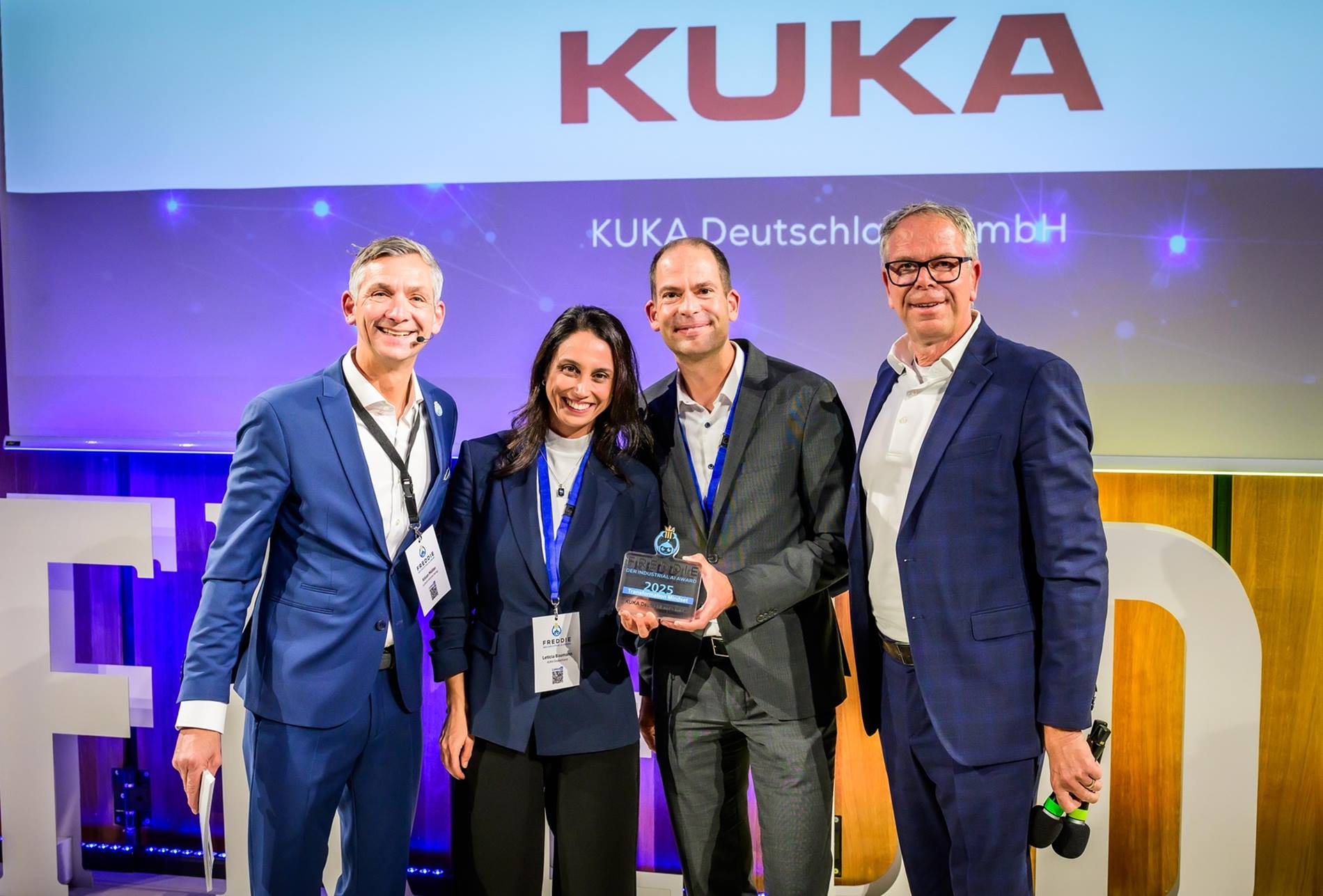 KUKA gewinnt FREDDIE Award für den Xpert AI Assistant - KUKA