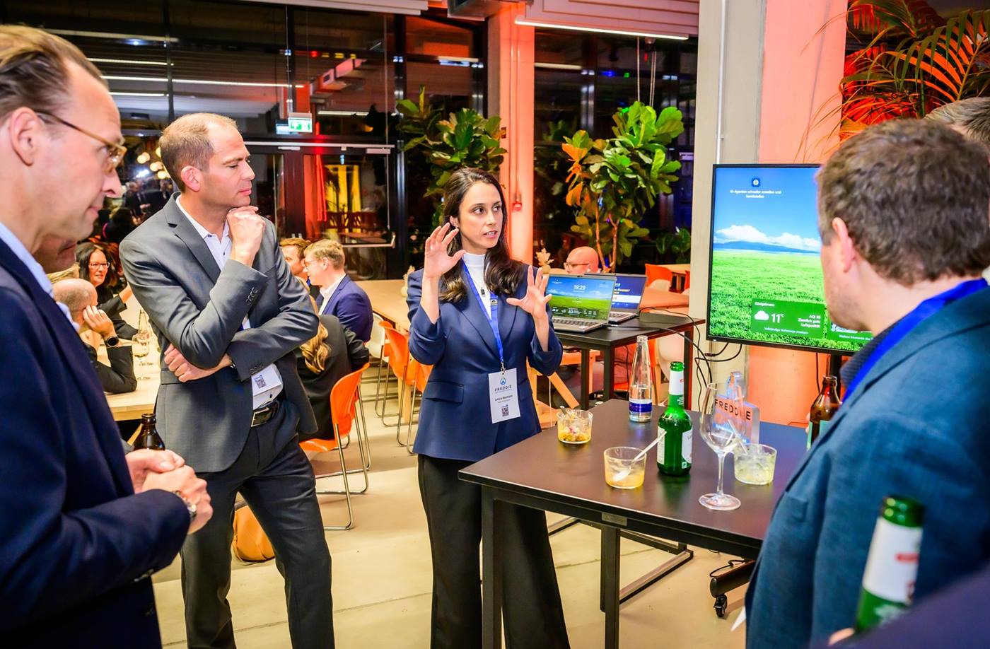 KUKA gewinnt FREDDIE Award für den Xpert AI Assistant - KUKA