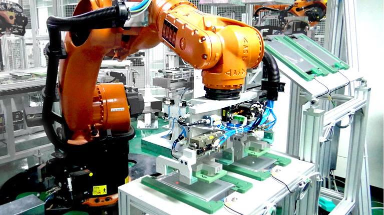 Automated processes for battery cell production | KUKA Global