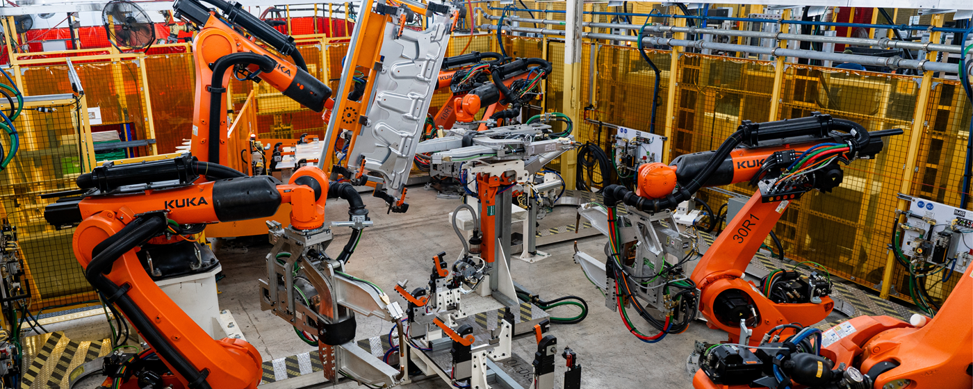 Tier 1 Automotive Manufacturer Hits the Spot for Welding | KUKA in Mexico