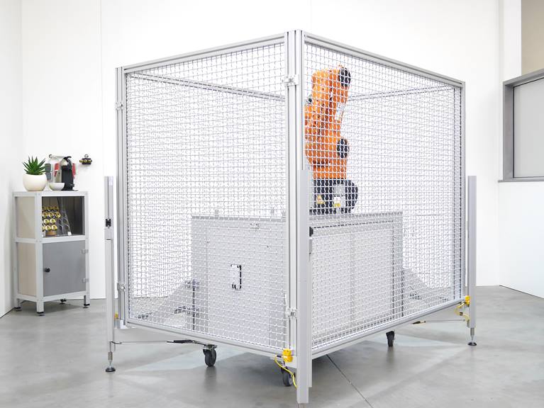 KUKA robot enables mobile robot application | KUKA AG