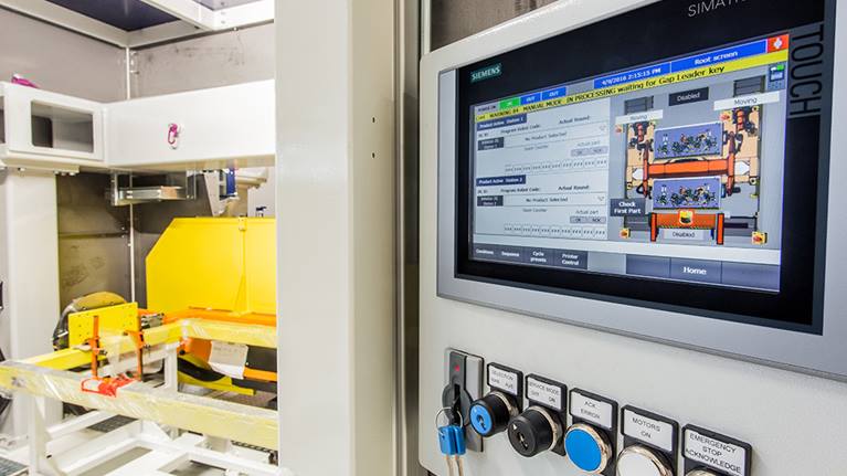 PMC: Implementation of a modular robot cell for vehicle body parts ...