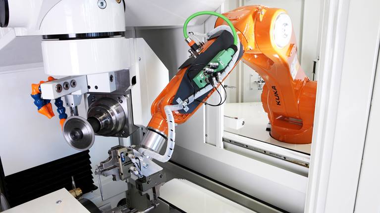 Le premier robot industriel du monde : KR FAMULUS | KUKA AG