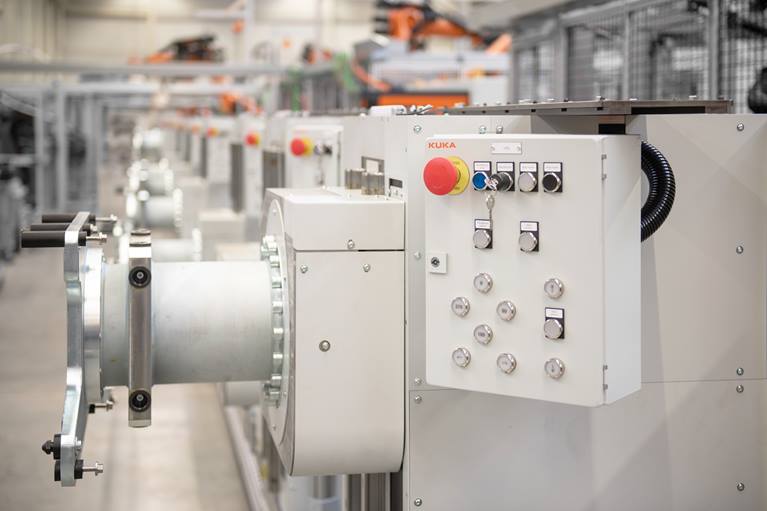 Engine block assembly line for Scania's trucks of tomorrow | KUKA AG