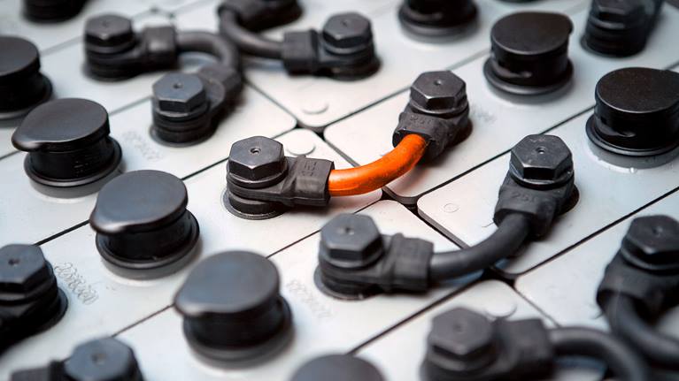 Automate battery production with robotics and proven solutions | KUKA AG