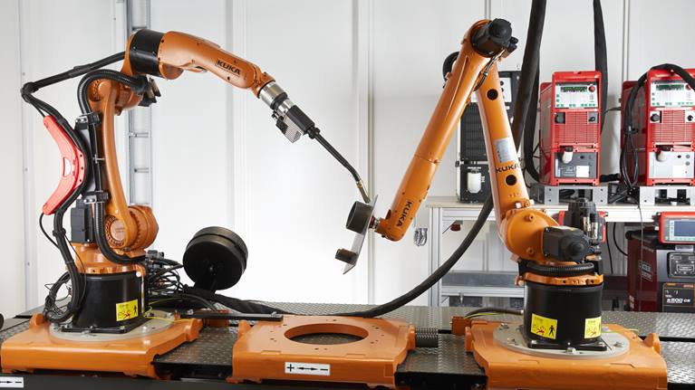 KUKA Showcases Complete Metal Joining Portfolio at FABTECH | KUKA AG