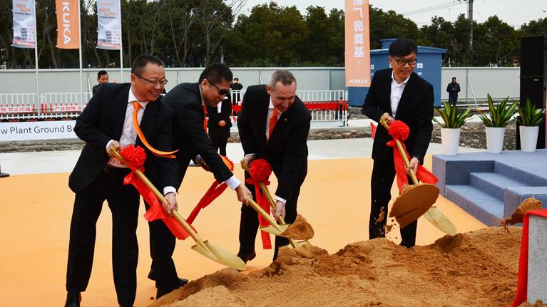 Groundbreaking China | KUKA Germany