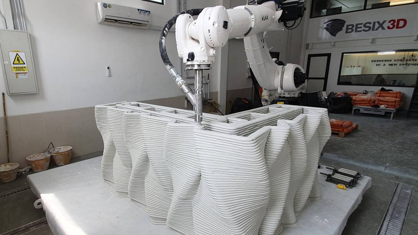 Additive manufacturing: KR QUANTEC provides support for 3D concrete ...