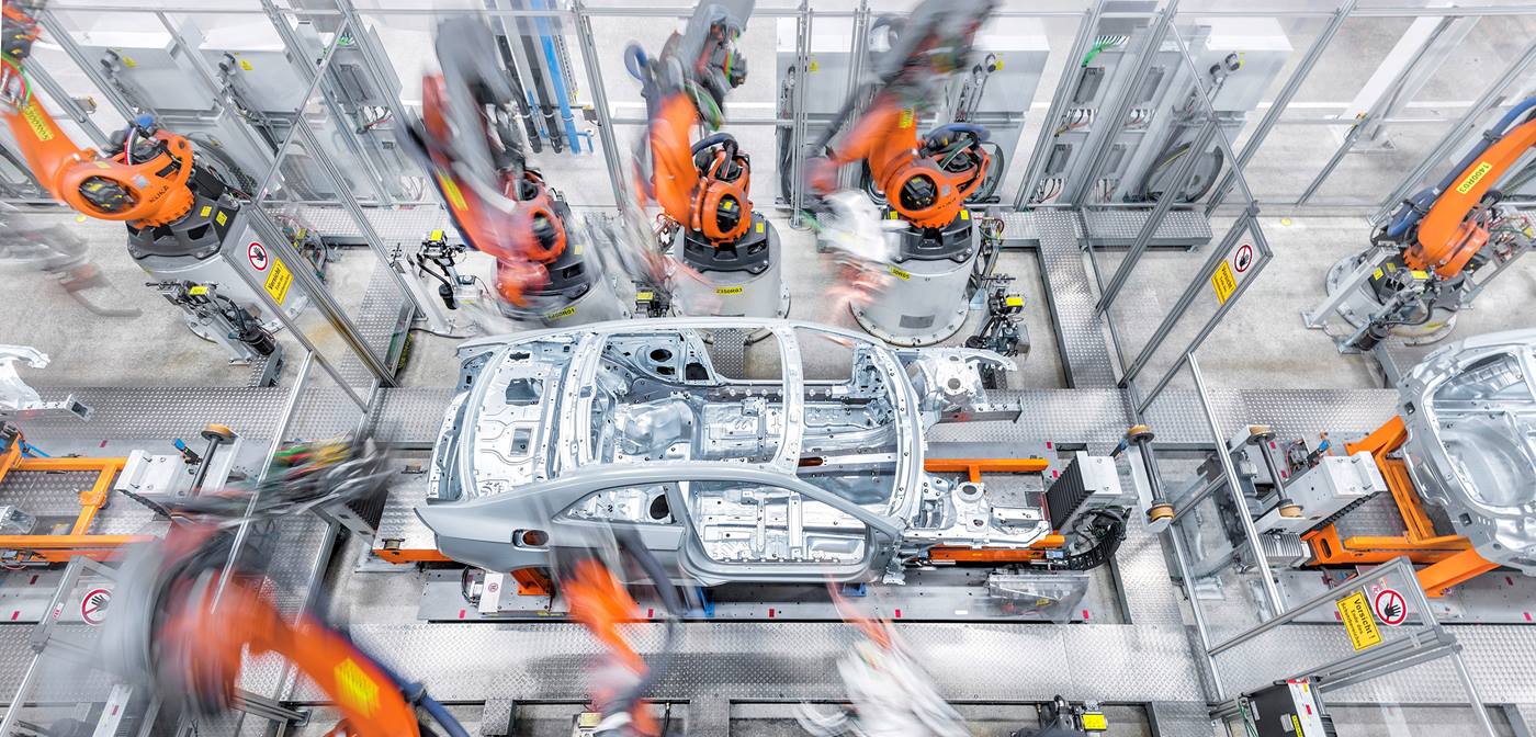 Audi relies on KUKA's technology know-how in BiW production | KUKA Global