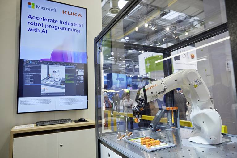 Artificial intelligence in the industry | KUKA AG
