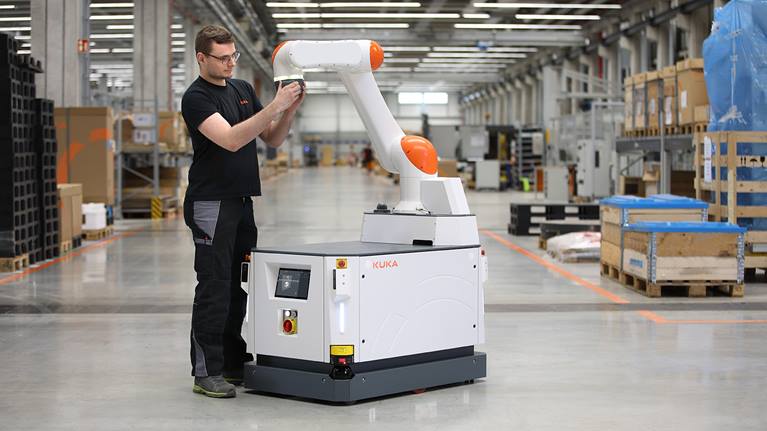 KMR iisy und KMP 1500P erweitern KUKAs Portfolio in der mobilen Robotik ...