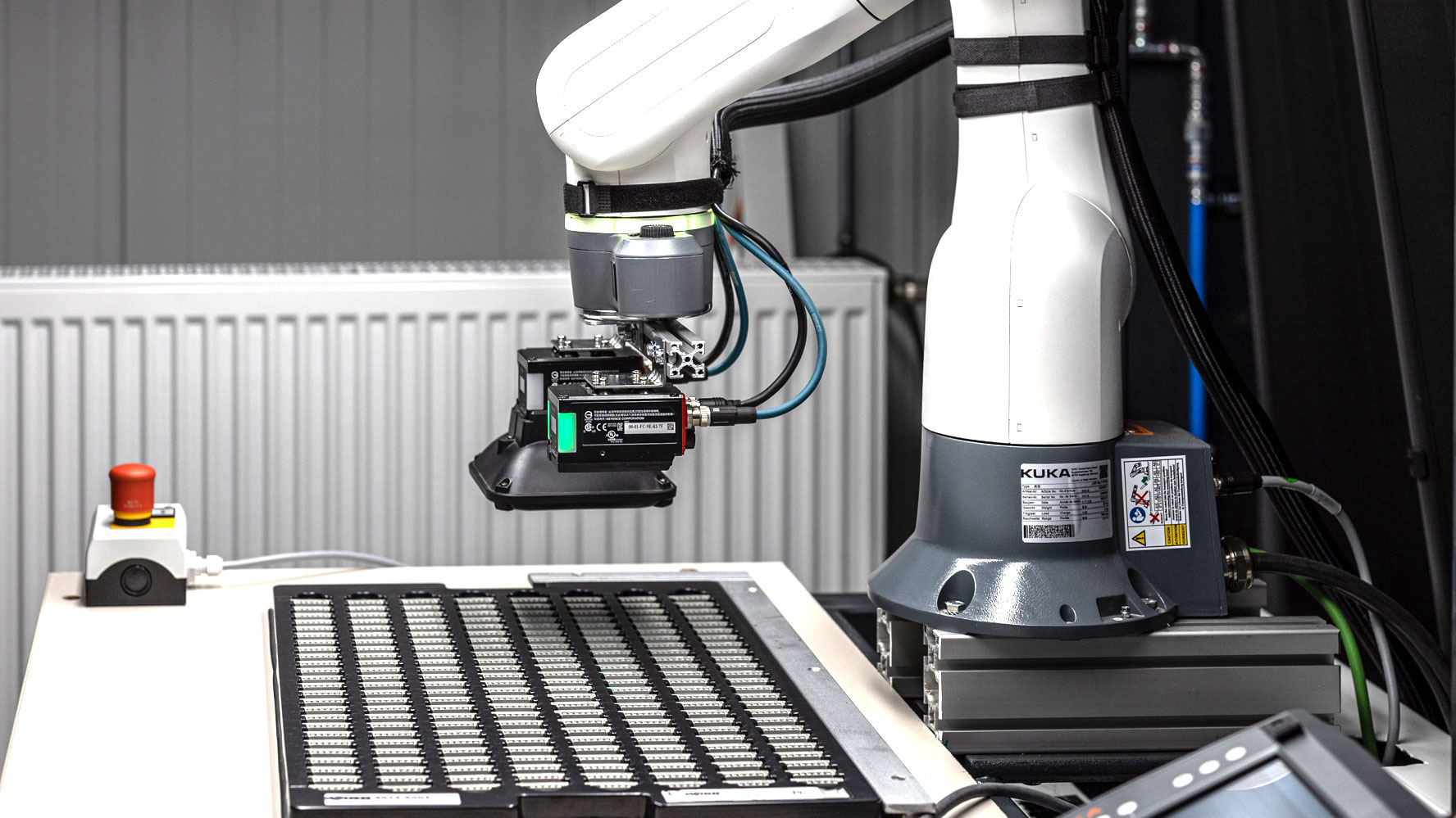 Automated quality inspection with KUKA robots | KUKA AG