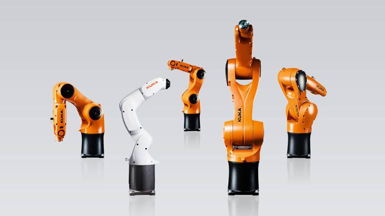 Safe automated painting with KUKA | KUKA AG
