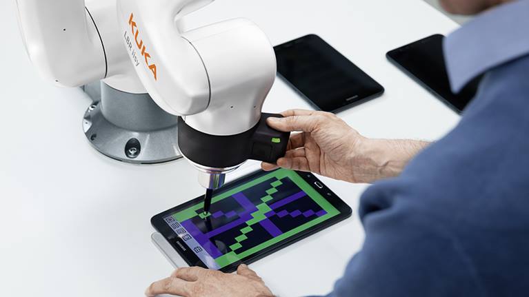 Plan & Select: selection, planning and simulation of robot systems | KUKA