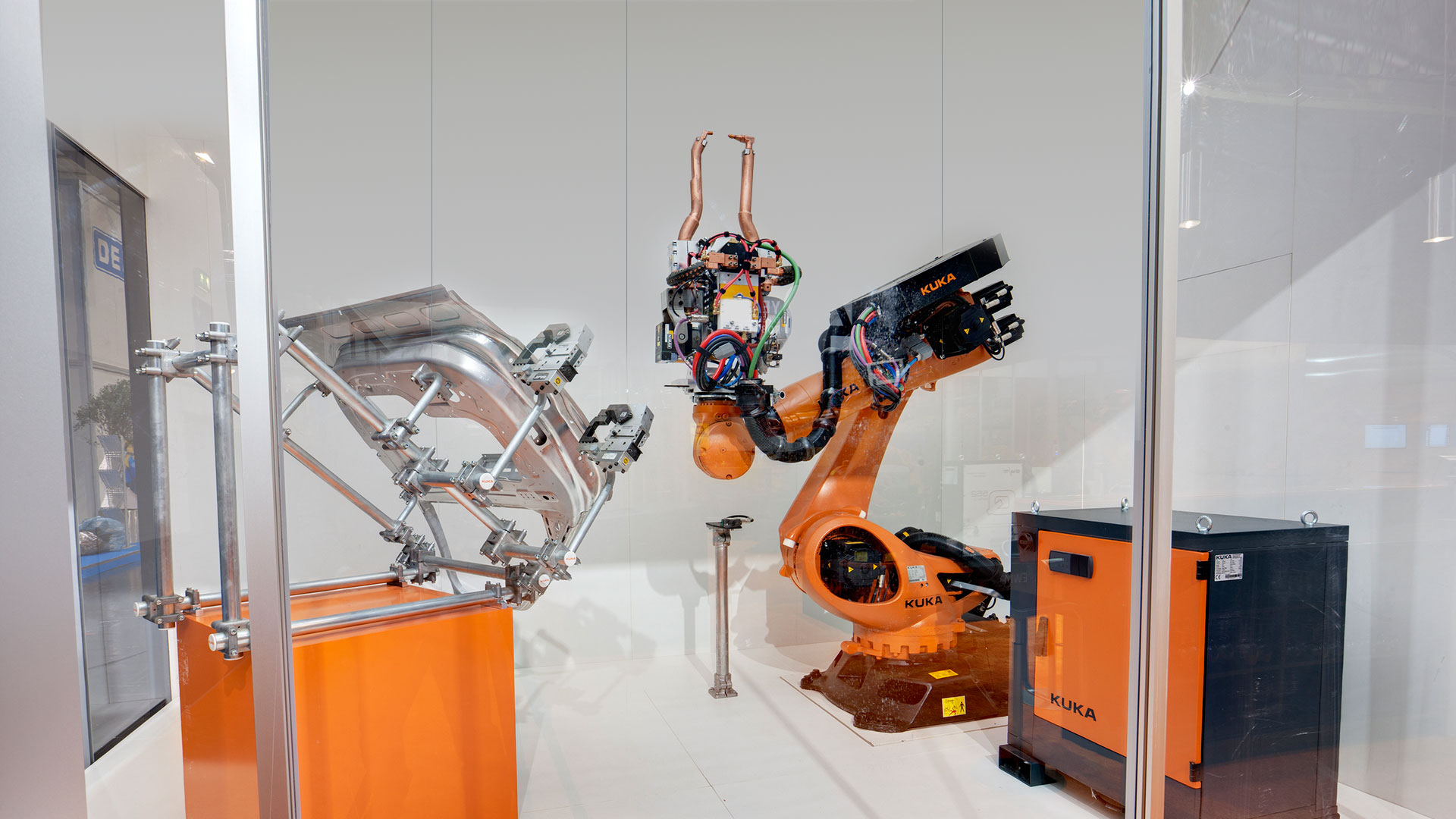 KUKA.RoboSpin - KUKA AG